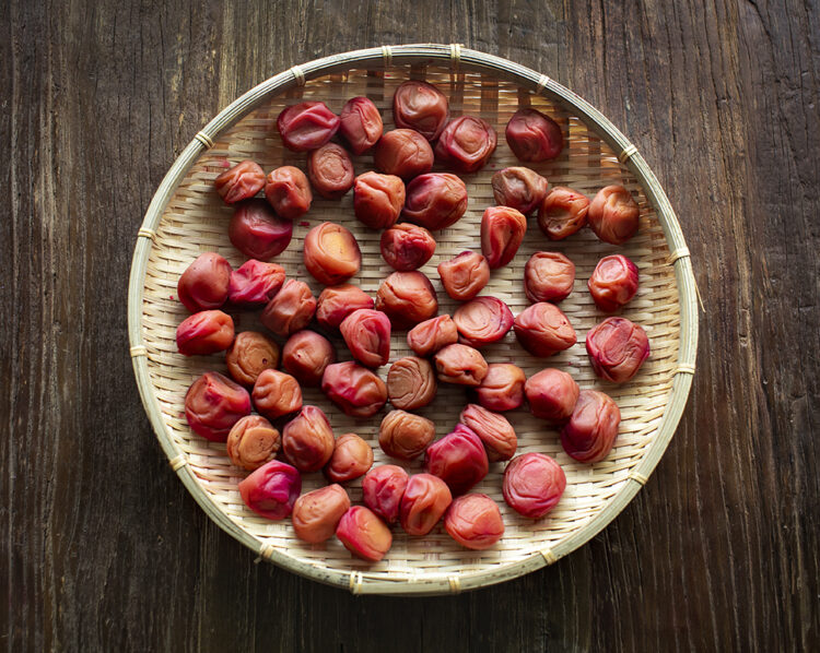 Homemade Umeboshi (Japanese pickled plum). Umeboshi Onigiri. – Crazy ...